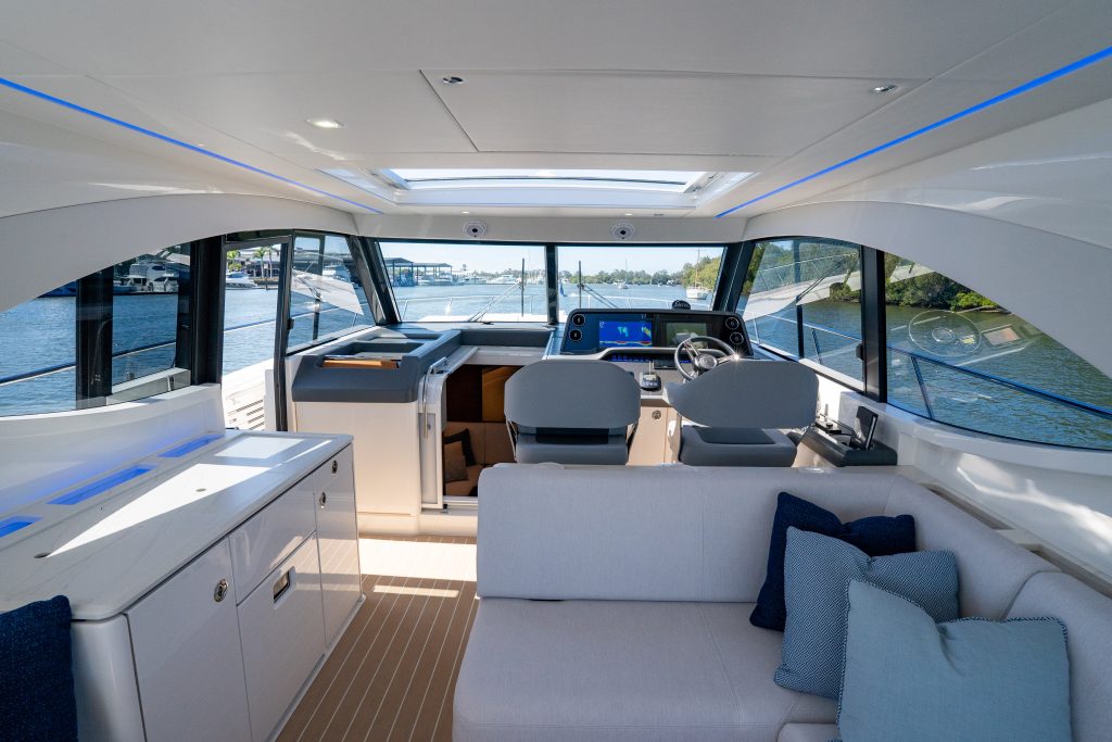4300SE Delivery - R Marine Jones | Riviera Boats for Sale, Riviera ...